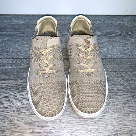 Soft Comfort | Shoes | Soft Comfort Kylee Taupe Lightweight Low Top ...